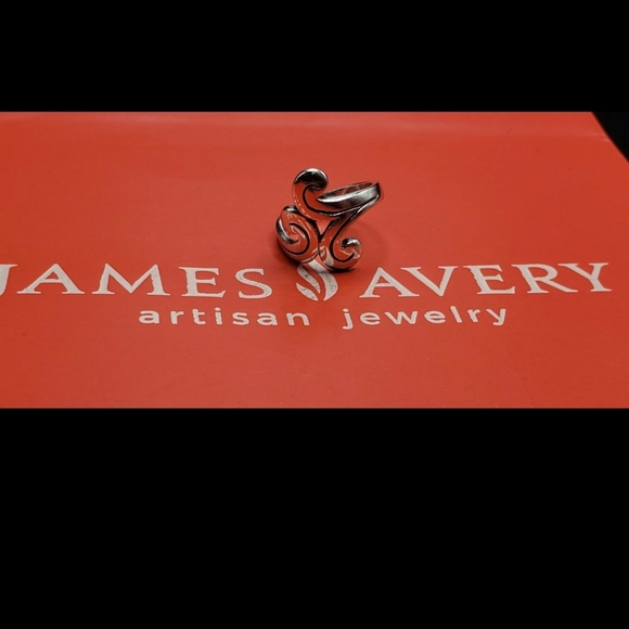 James Avery | Jewelry | Retiredhtf James Avery Swirl Ring | Poshmark